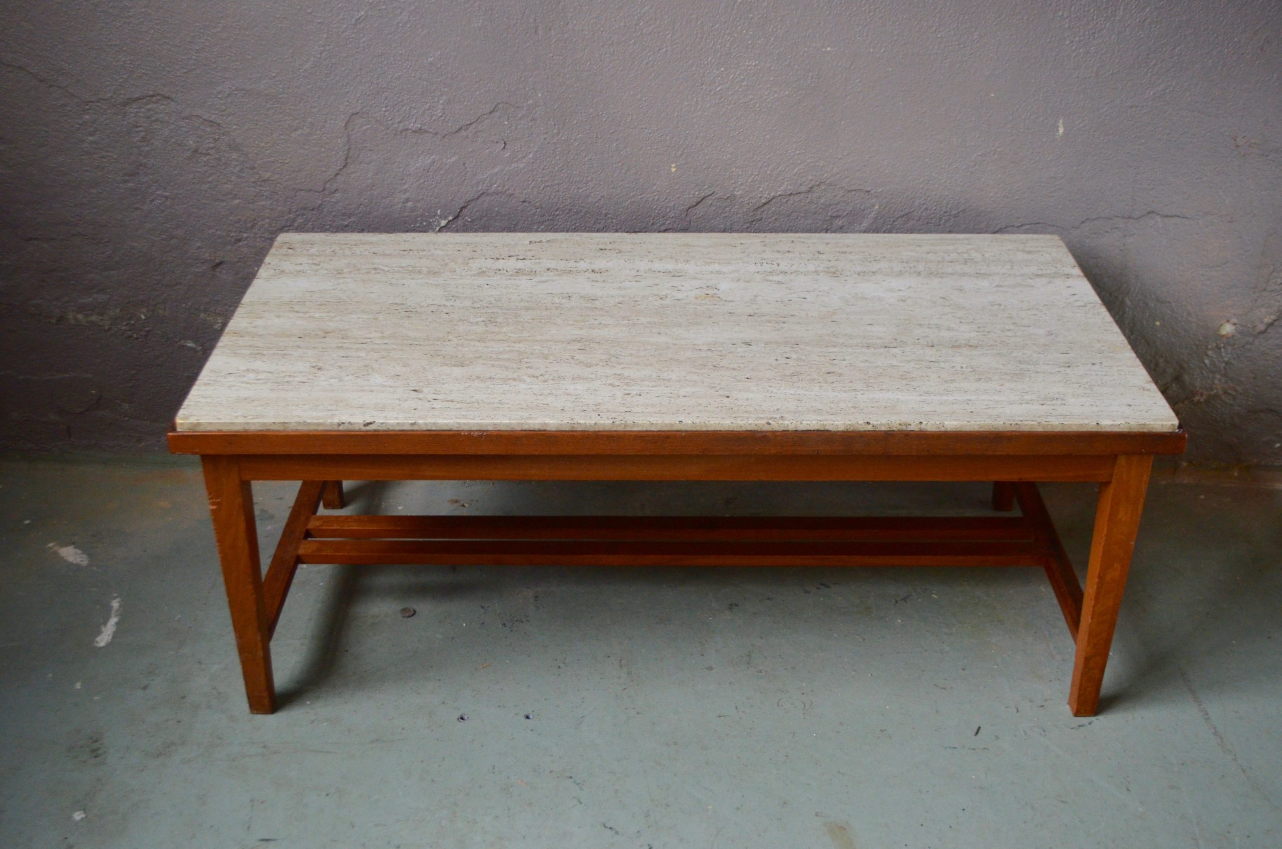 Table basse bois & travertin - L'atelier Belle Lurette, Rénovation de ...